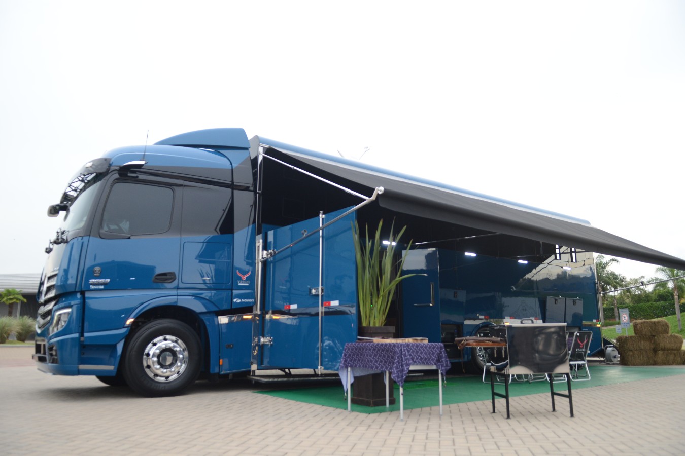 Motorhome feito no Brasil tem preço de R$ 3,5 milhões e base de ...