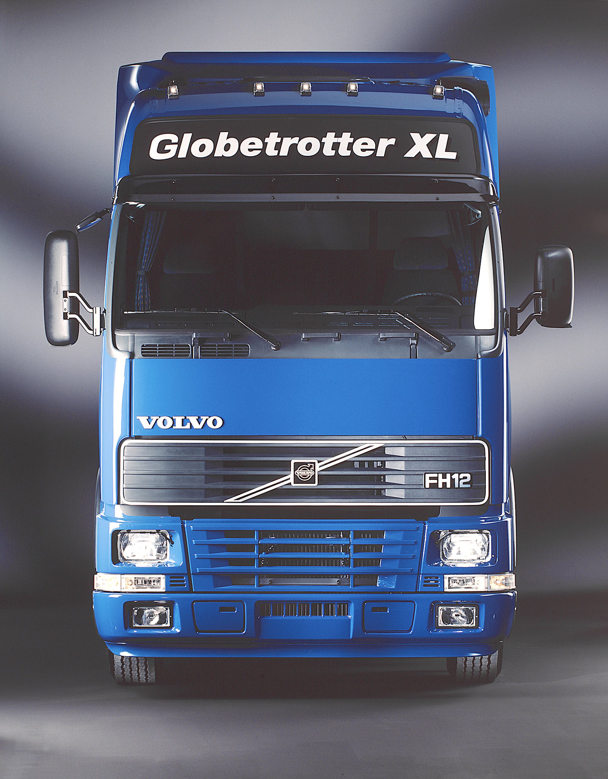 Volvo FH faz 30 anos e soma 1,4 milhão de vendas no mundo - Estradão