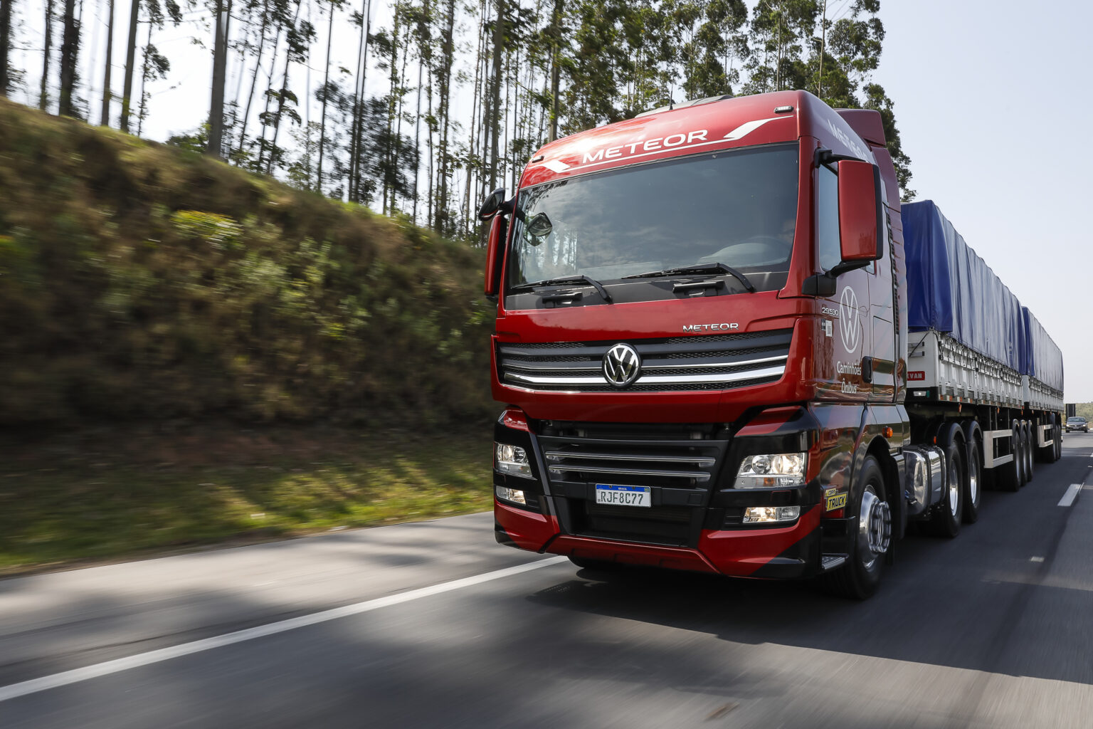 Volkswagen Meteor 29.530 ganha força entre os pesados - Estradão