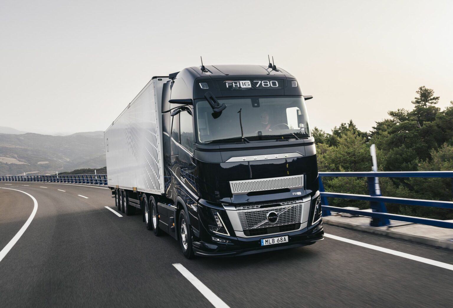 DAF, Iveco, Scania e Volvo: os caminhões mais potentes do Brasil