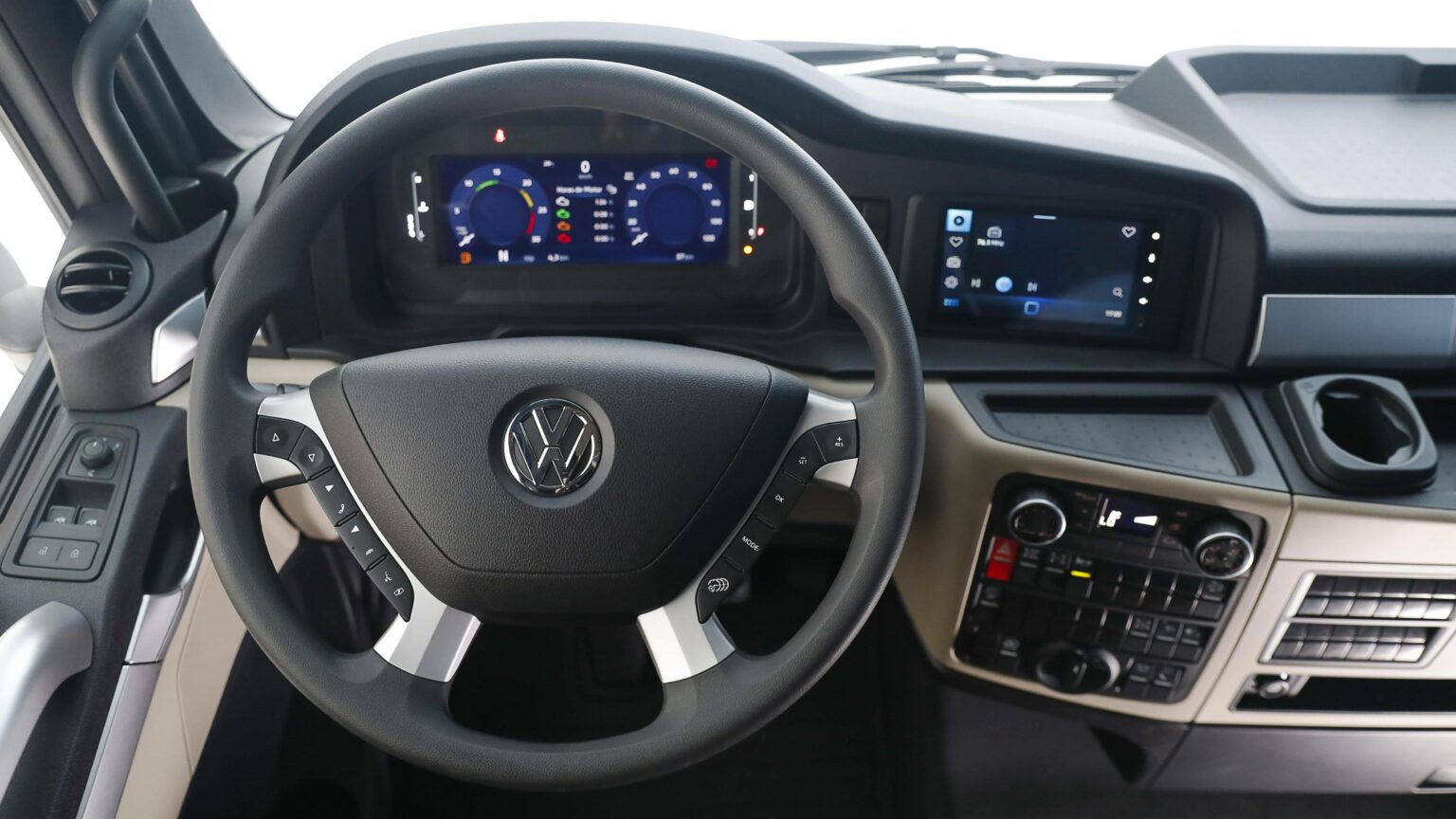 VWCO lança pacote Highline para seus caminhões; veja os novos itens ...