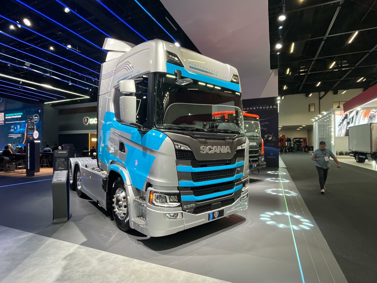 G 370 é o pesado de entrada da Scania que estreia na Fenatran - Estradão