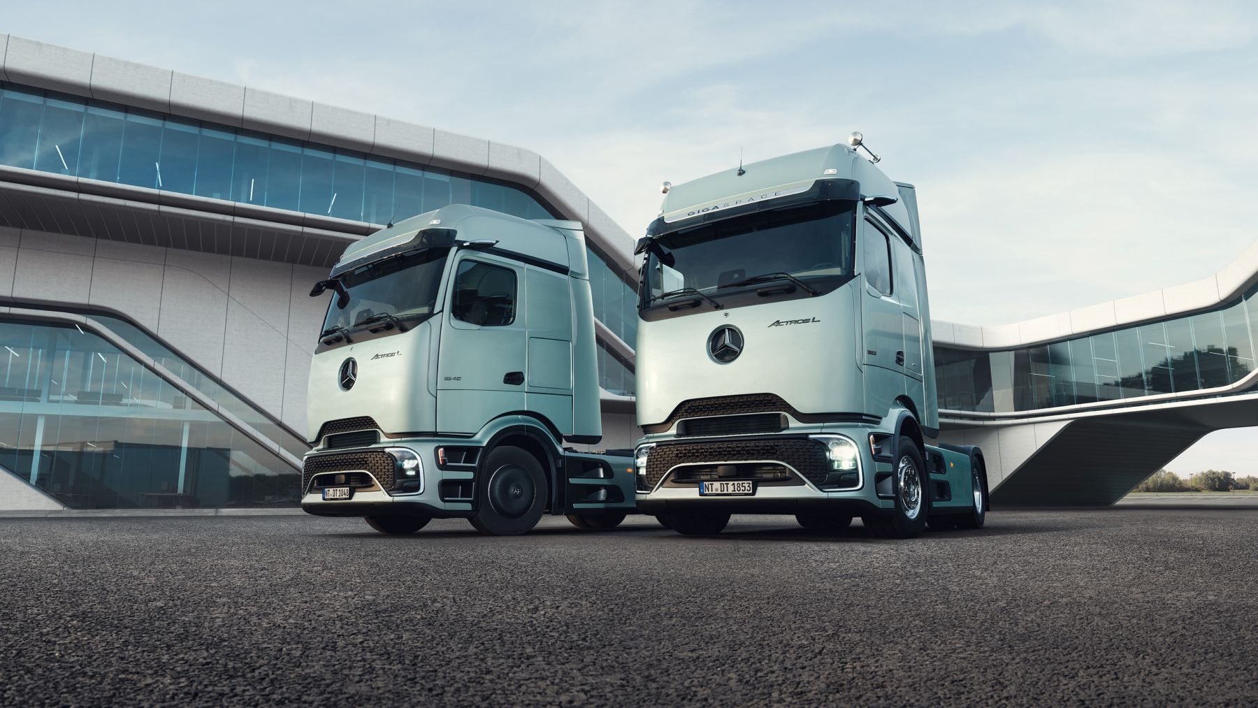 Novo Mercedes-Benz Accelo tem visual polêmico que antecipa futuro da ...