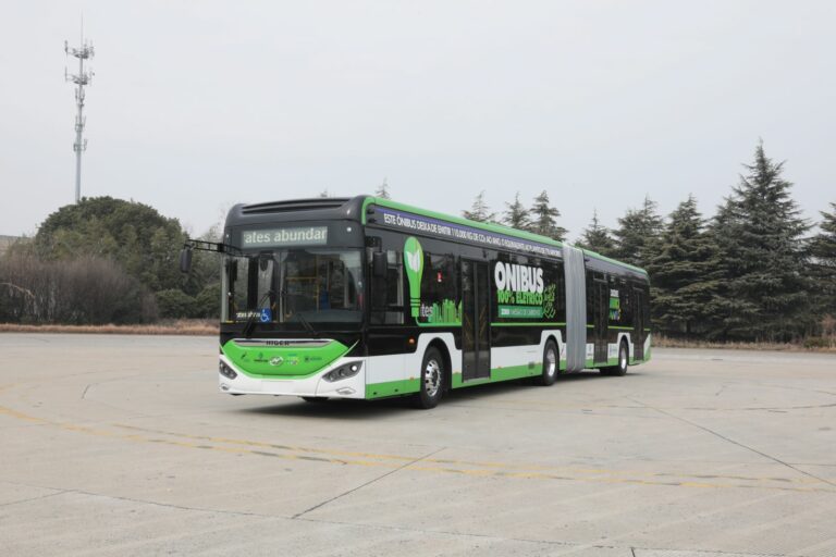 Tevx Higer lança novos ônibus elétricos Azure e Fencer no Brasil - Estradão