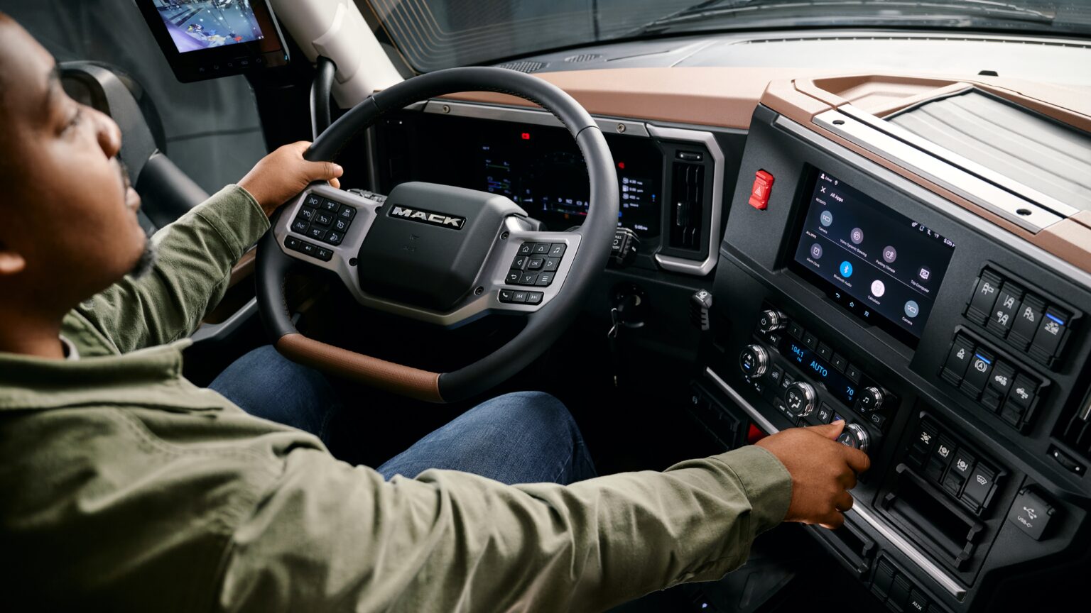 Mack Trucks lança o Pioneer, seu caminhão mais aerodinâmico - Estradão