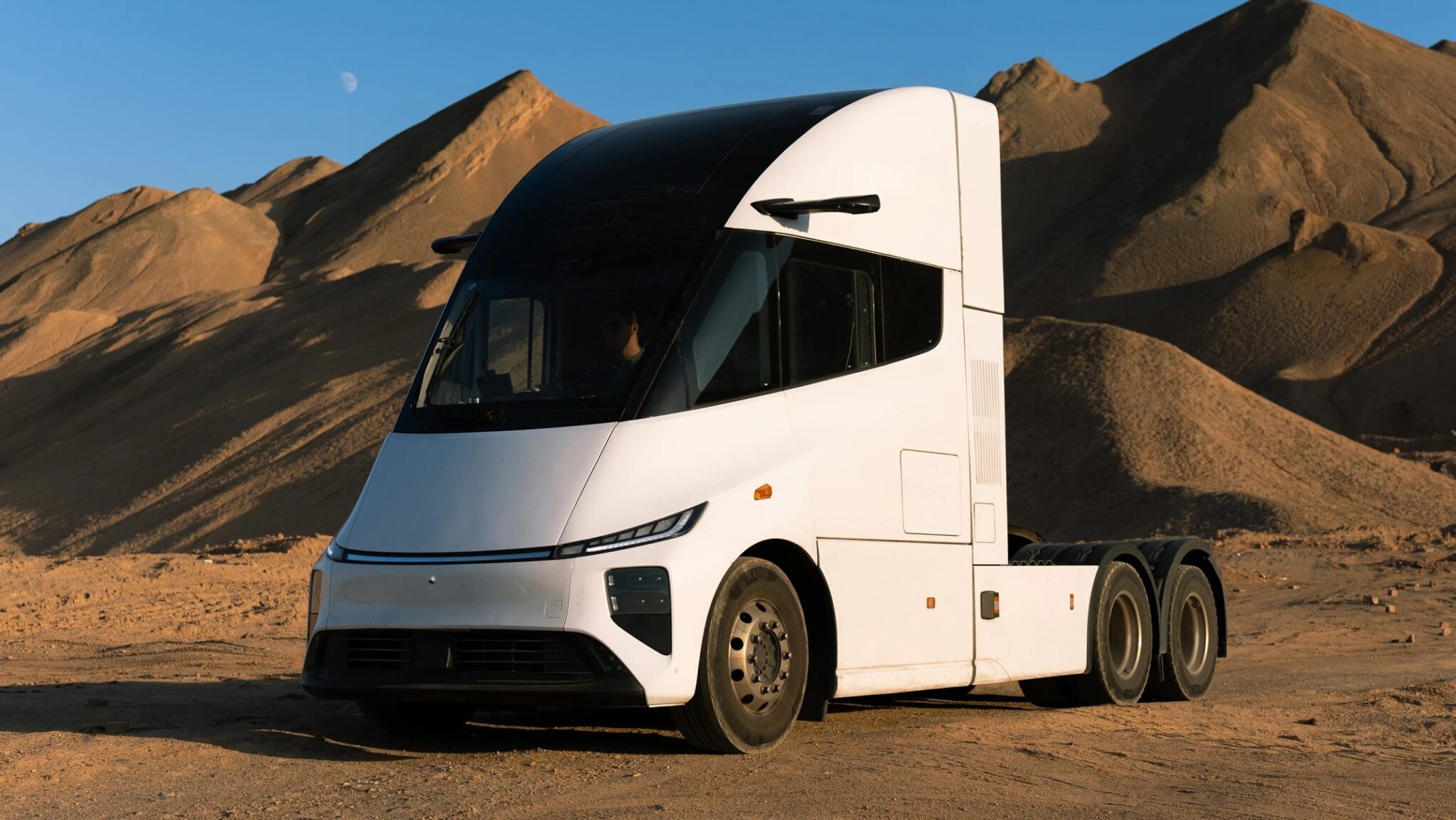 Caminhão elétrico chinês Windrose R700 é aprovado para rodar nos EUA ...